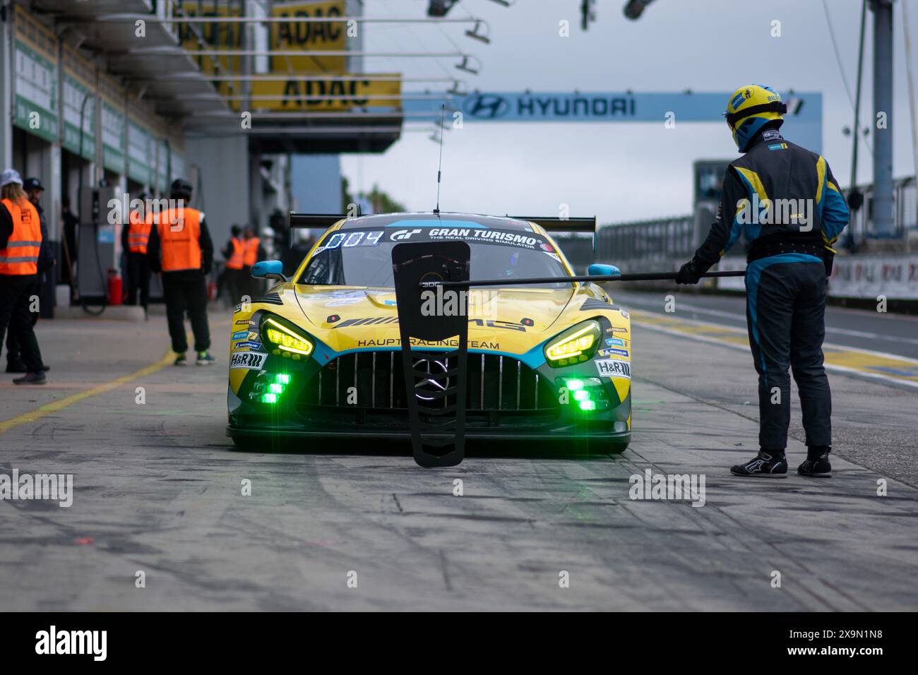 Michele Beretta, Frank Bird, Jusuf Owega, Arjun Maini (Mercedes-AMG ...
