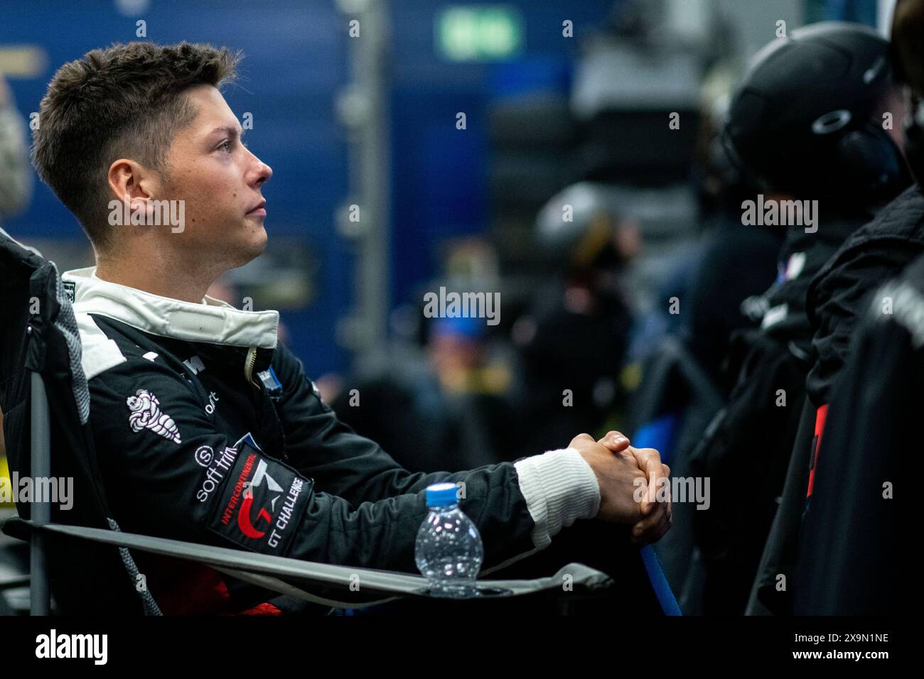 Max Hesse (BMW M Team RMG, BMW M4 GT3, SP9, #72) in der Box, GER, 52 ...