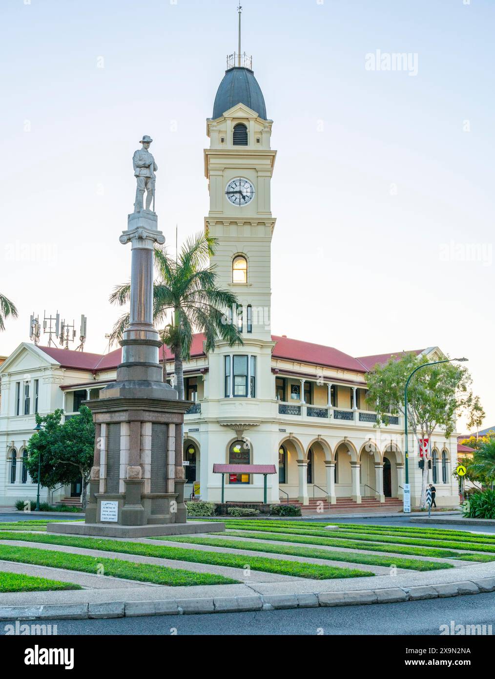 The Bundaberg Post Office and clock tower, along with the Cenotaph War ...