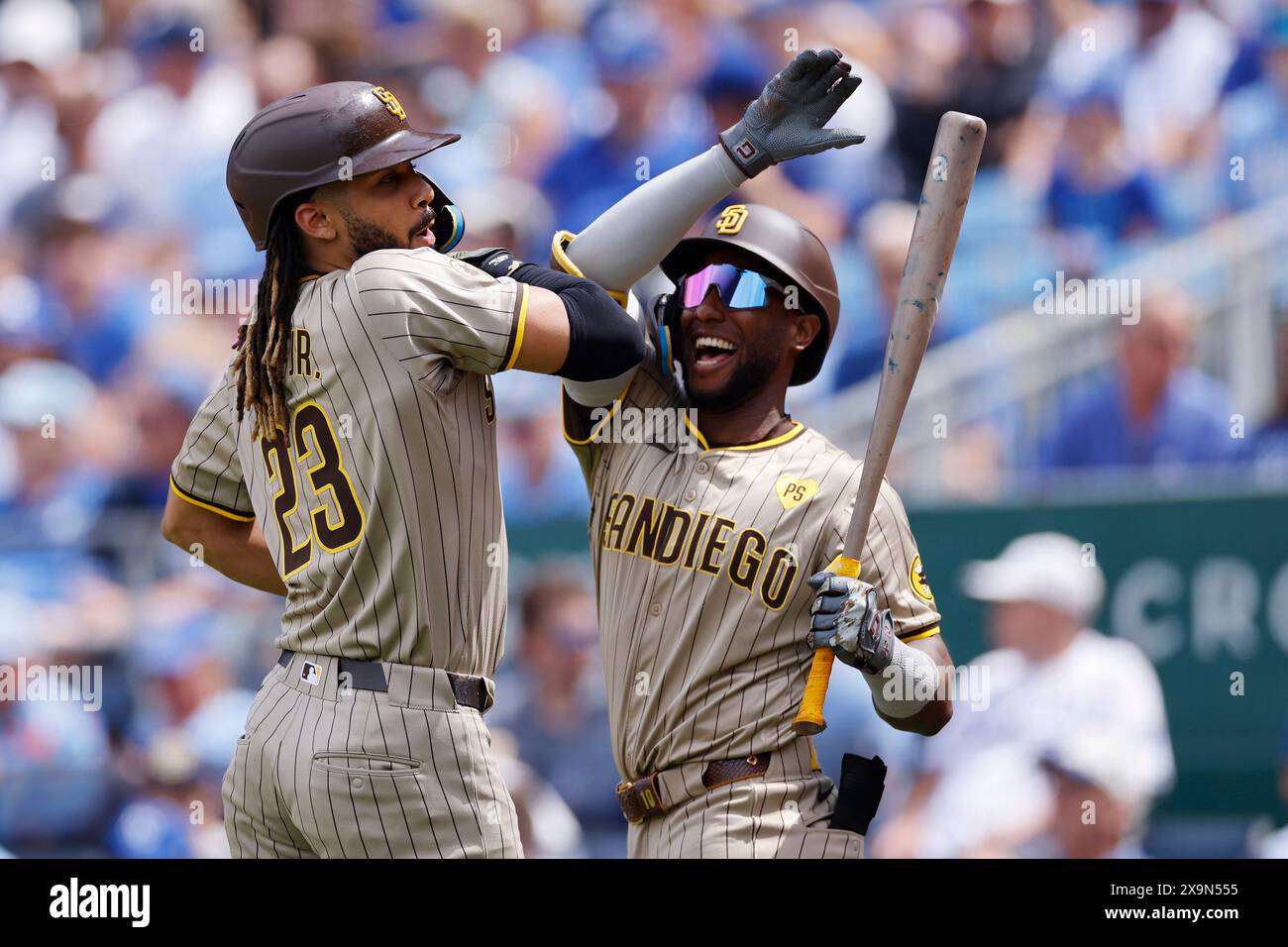 KANSAS CITY, MO - JUNE 01: San Diego Padres outfielder Fernando Tatis ...
