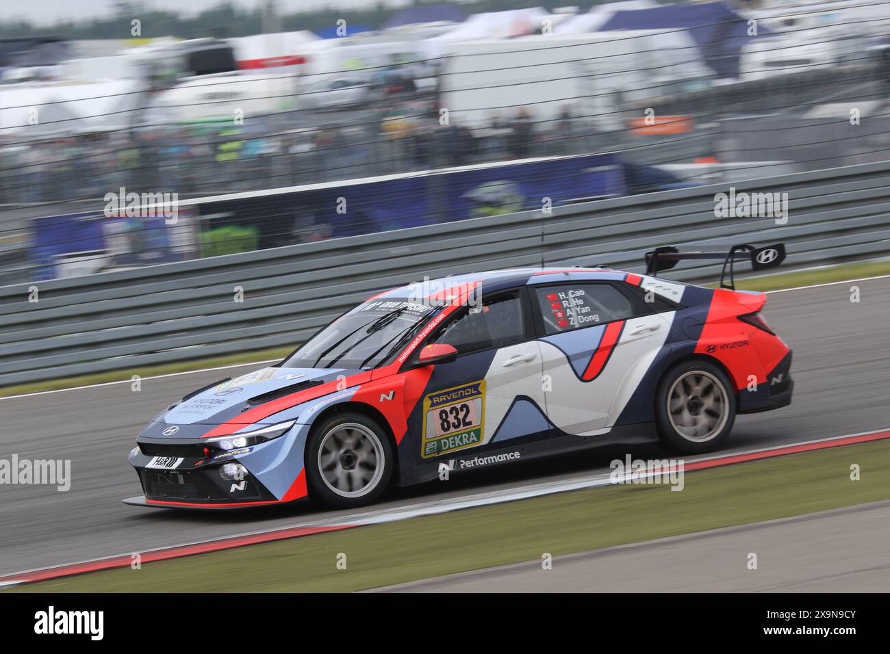 Hongwei Cao (Hunan/CHN) / Cheuk Wai Yan (Hongkong/CHN) / Xiaole He (CHN ...