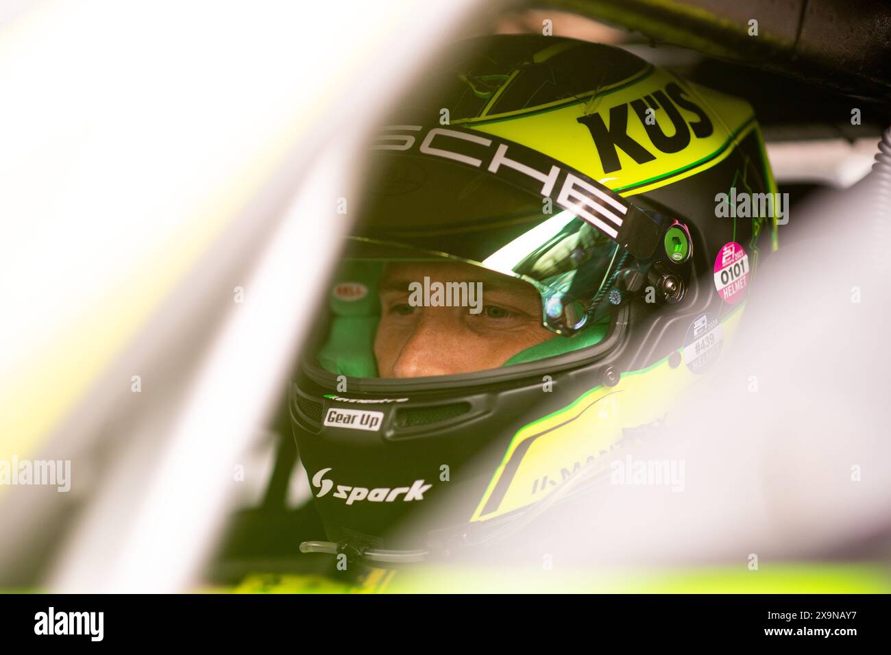 Kevin Estre (Manthey EMA, Porsche 911 GT3 R 992 Grello, SP9, #911) in ...