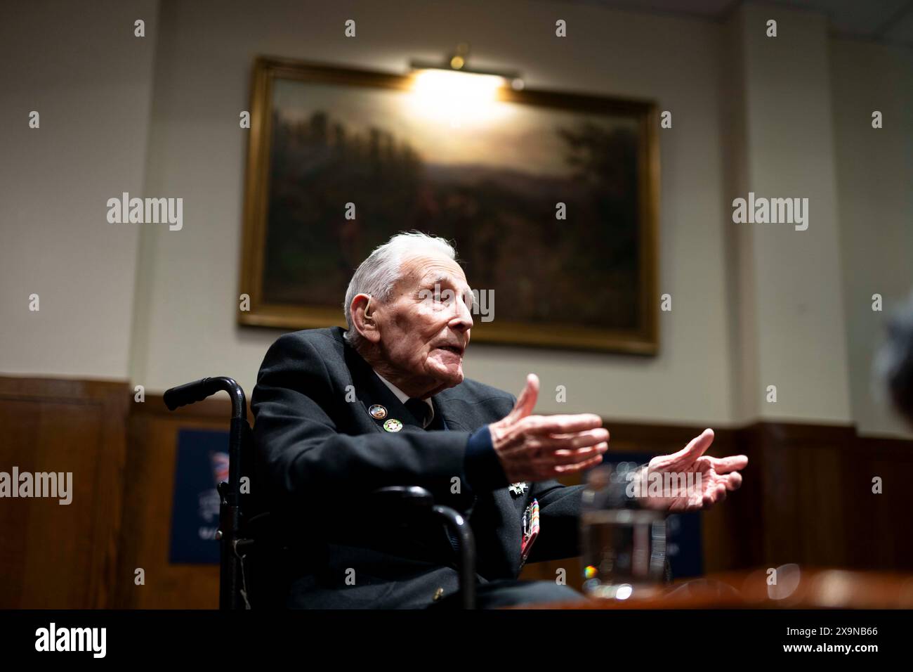 D-Day veteran John Dennett, 99, from Liverpool, who served with the ...