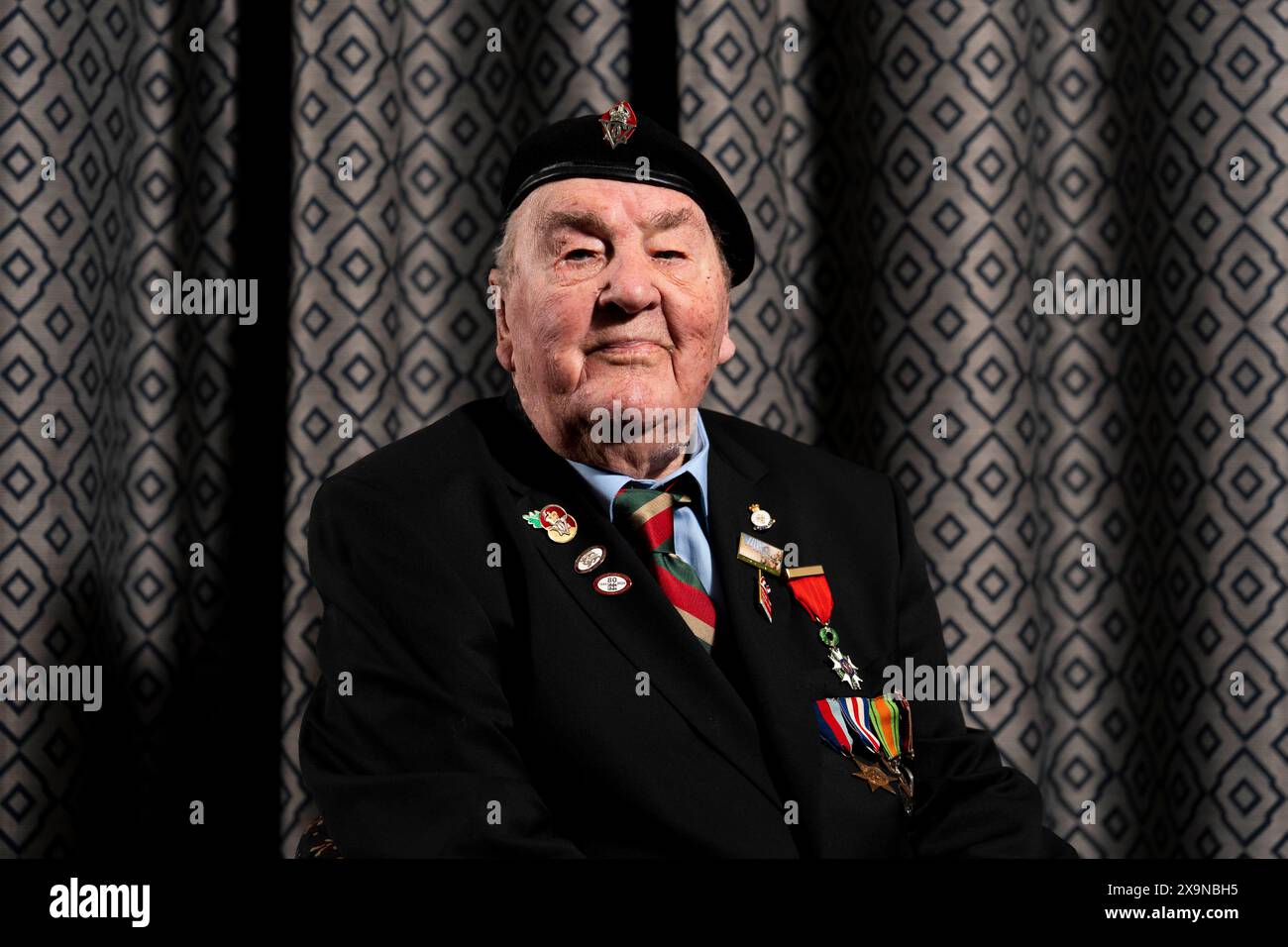 Normandy veteran Richard Aldred, 99, from Cornwall, who served as a ...