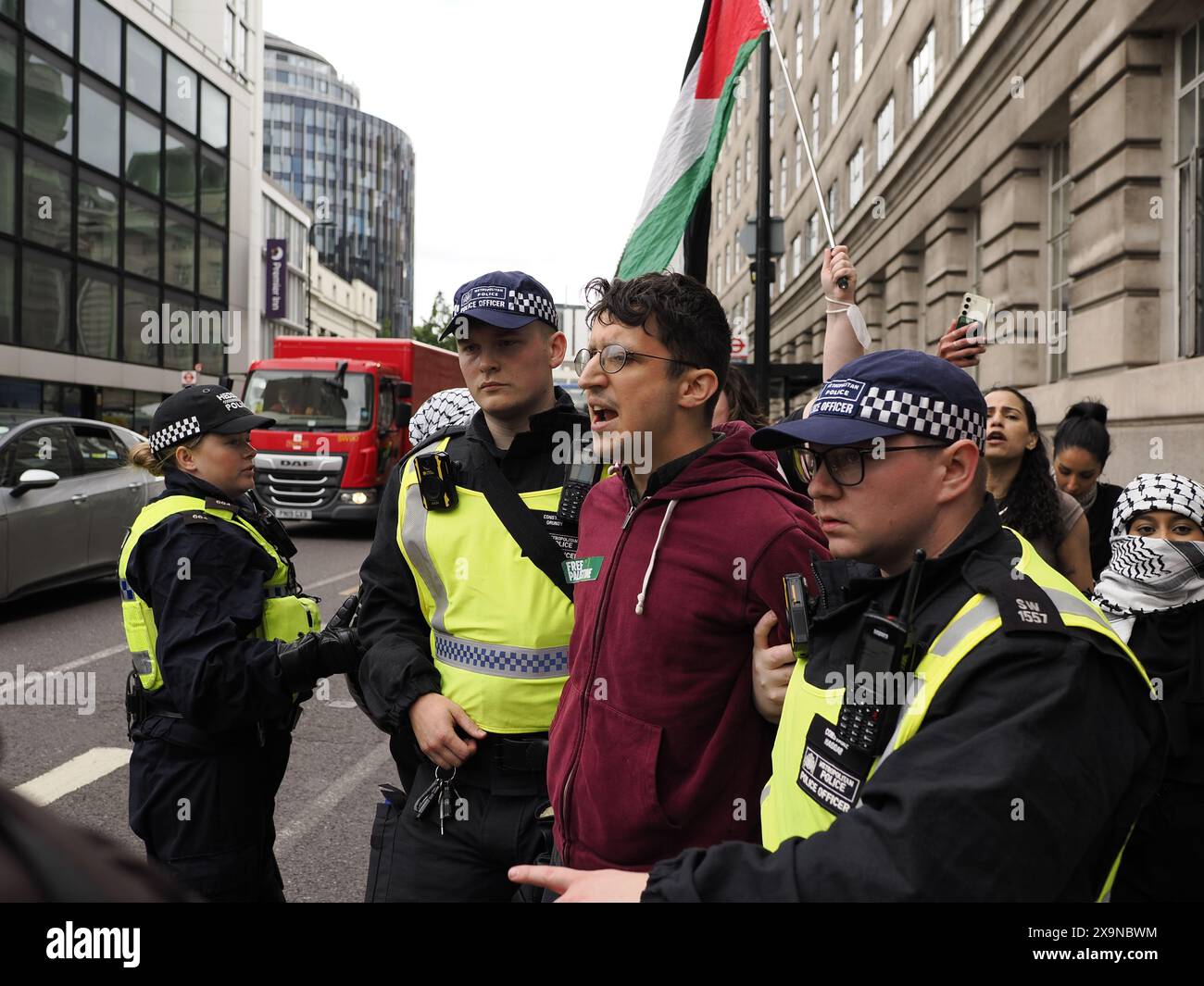 Police arrest Youth Demand protesters, London Waterloo, 01/06/24 Stock ...
