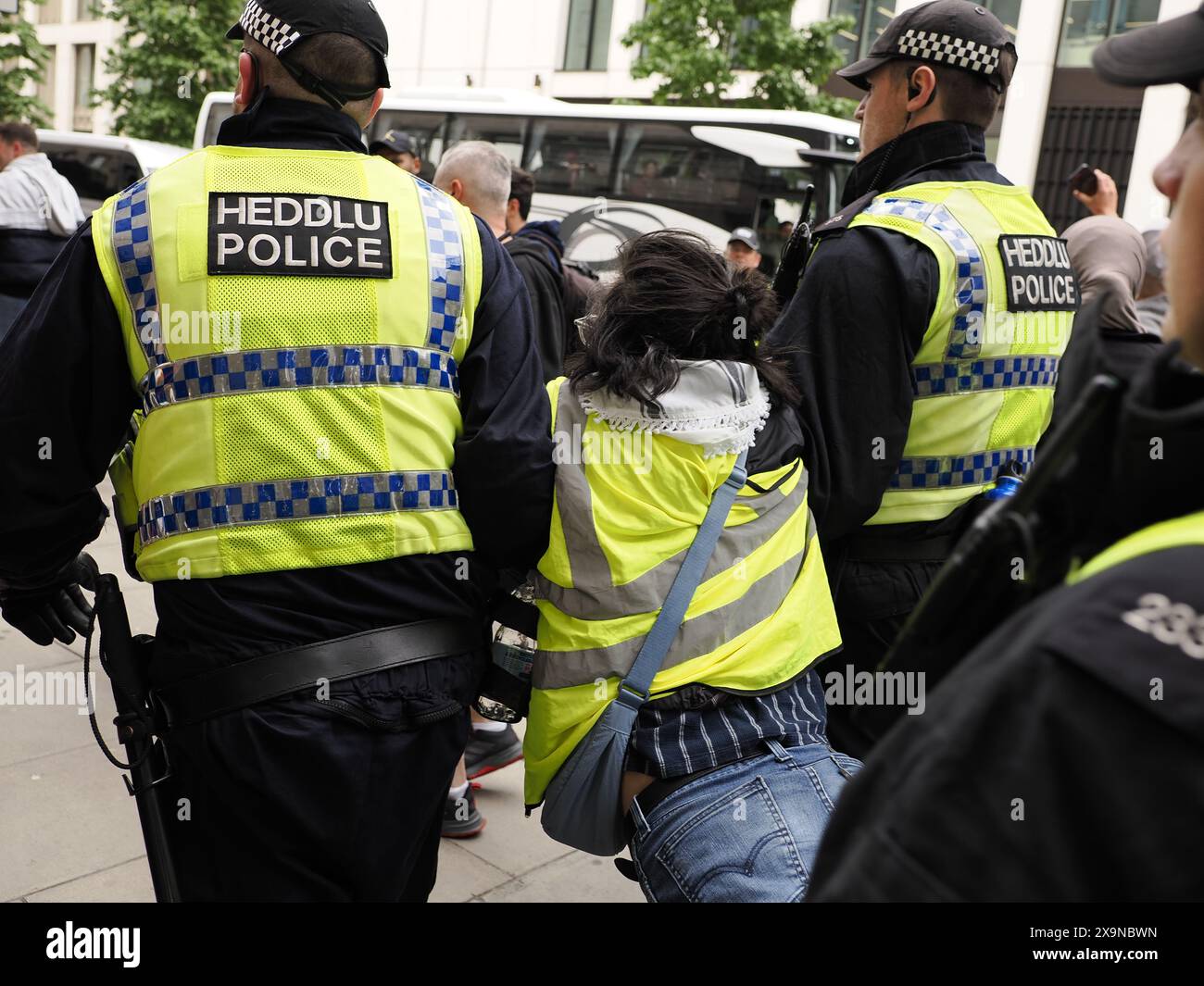 Police arrest Youth Demand protesters, London Waterloo, 01/06/24 Stock ...