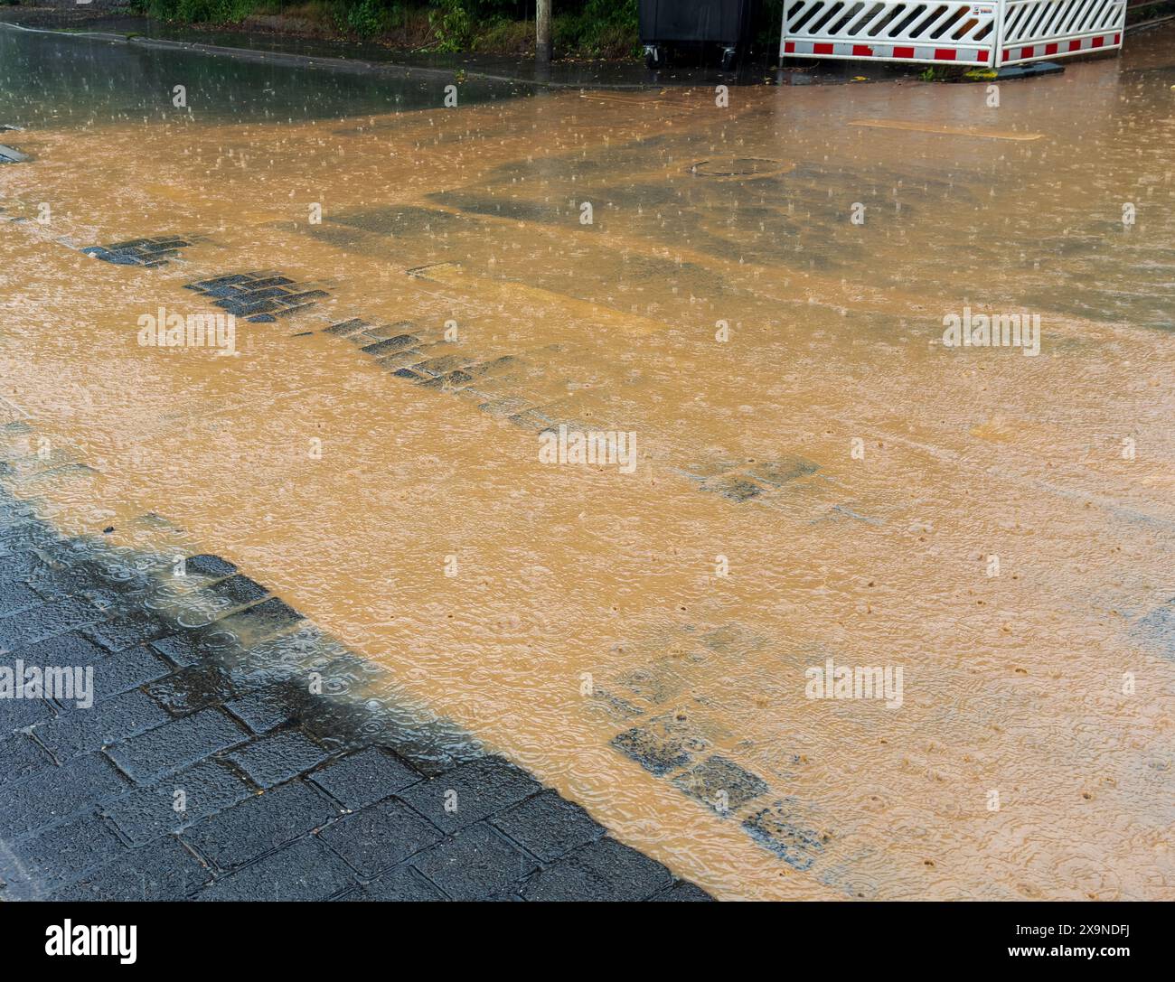 4k rain storm hi-res stock photography and images - Alamy