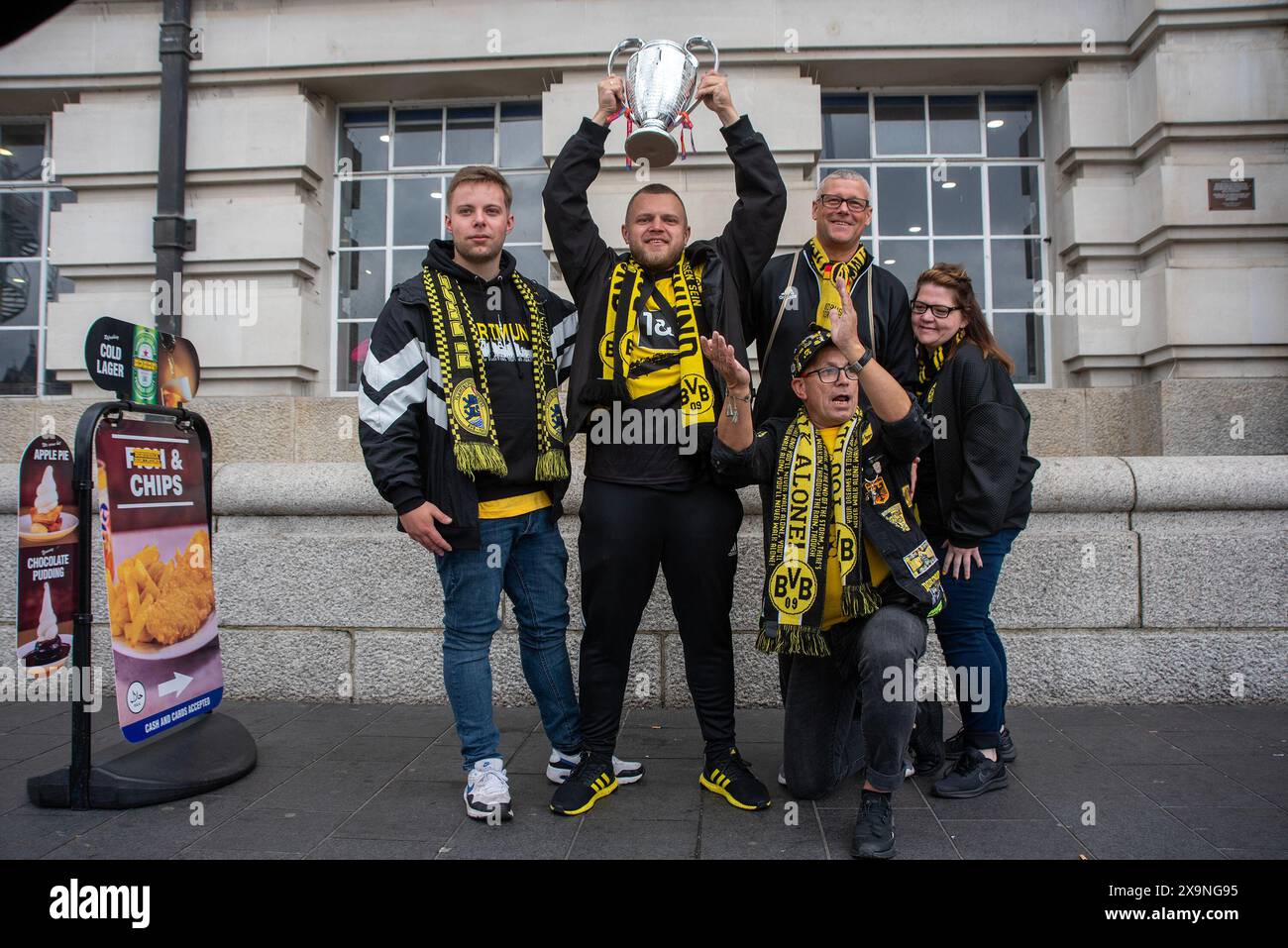 Uk fake trophy hi-res stock photography and images - Alamy