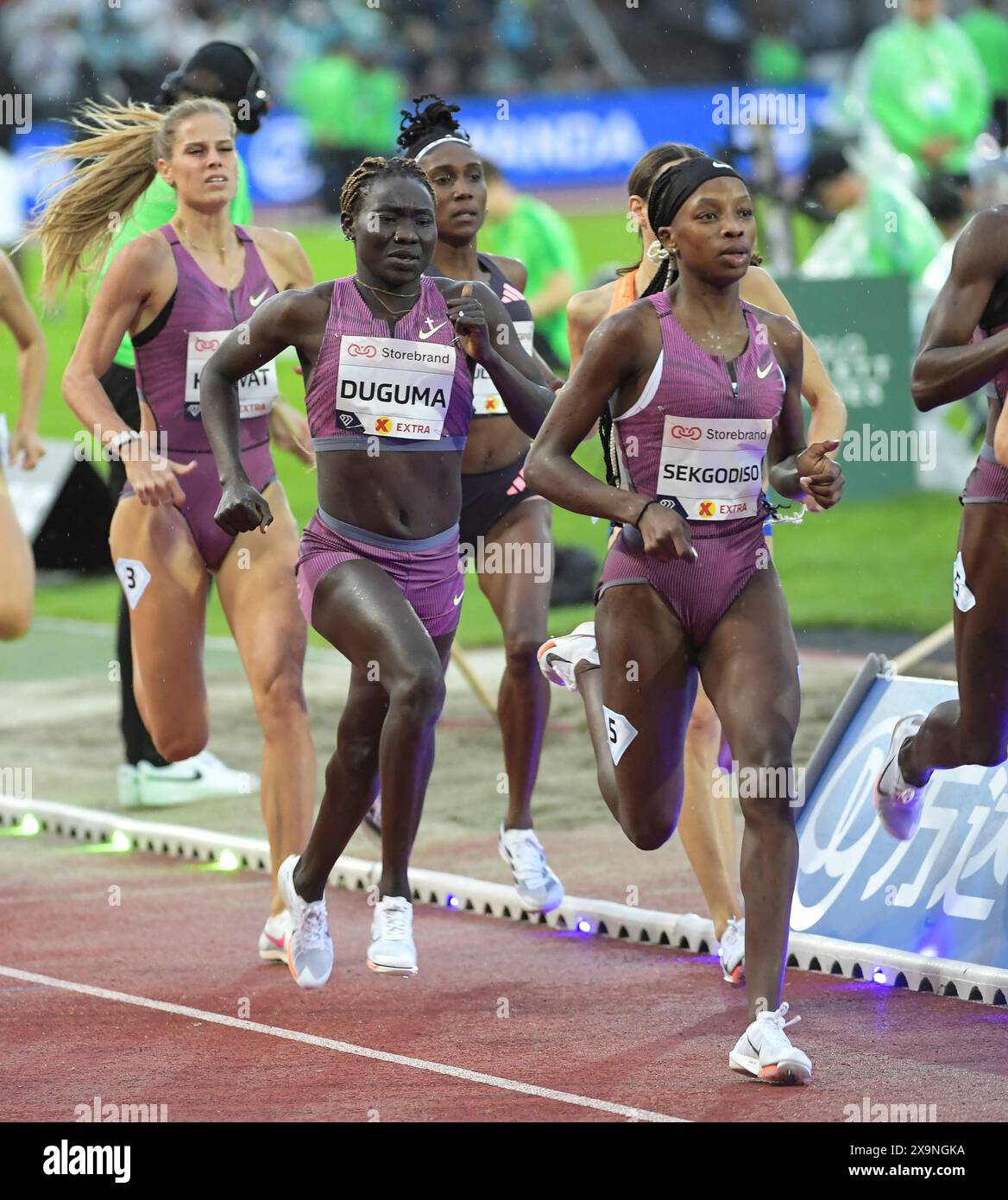 Prudence Sekgodiso of South Africa and Tsige Duguma of Ethiopia ...