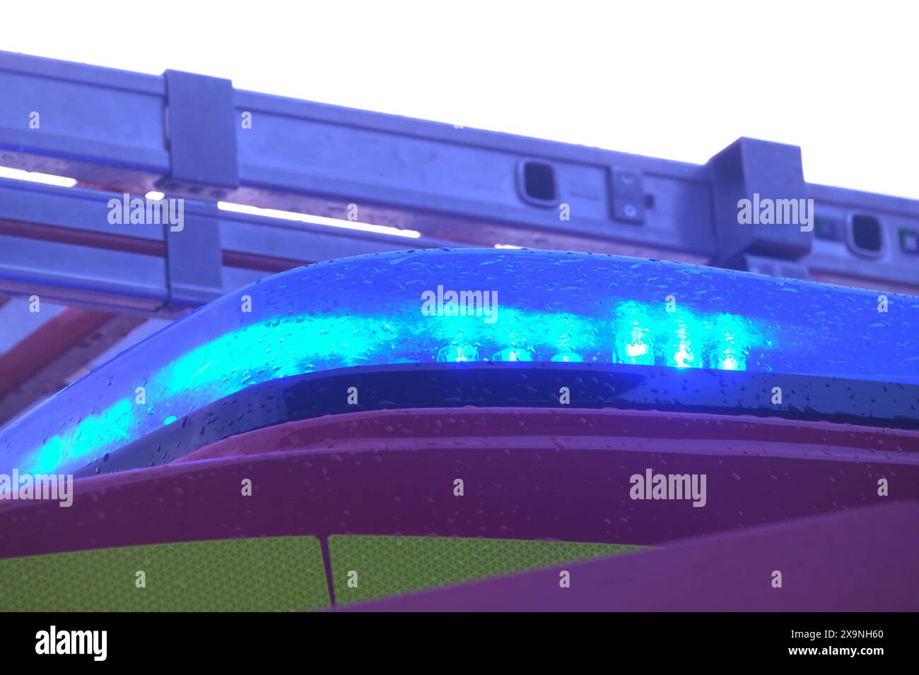 Feuerwehr-Blaulicht Feuerwehr in verschiedenen Bildern und Aktionen in ...