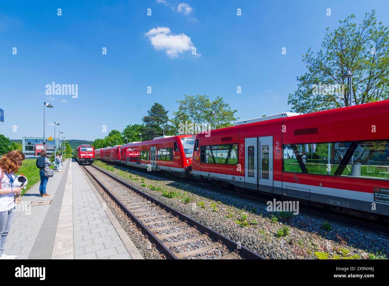 Salem railway station, local trains, diesel railcar Salem Bodensee ...