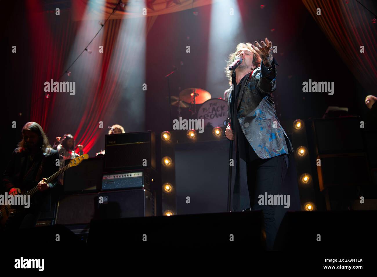 The black crowes europe tour hi-res stock photography and images - Alamy