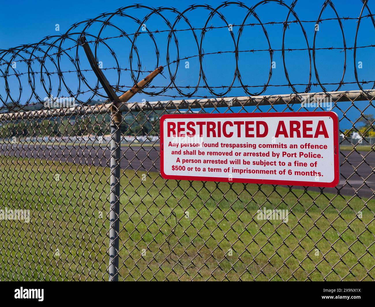 Airport restricted area warning sign hi-res stock photography and ...