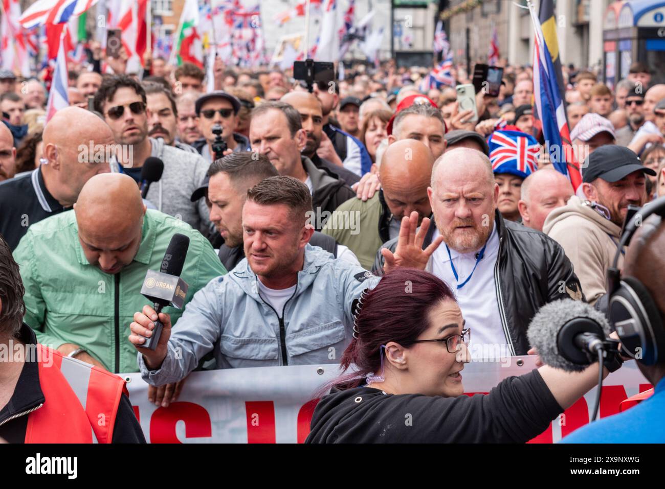 Two tier policing protest hi-res stock photography and images - Alamy
