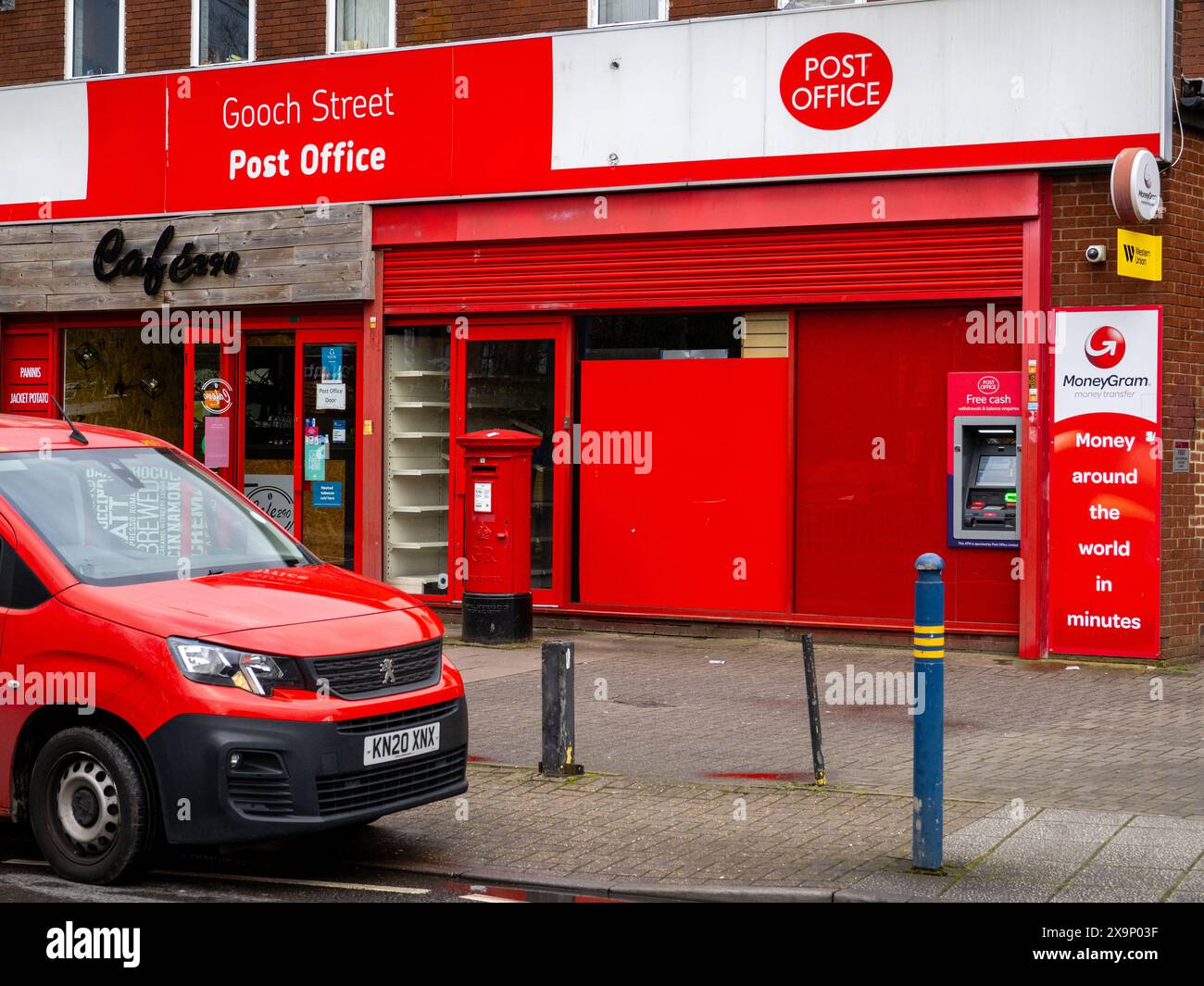 Post Office exterior, Birmingham, UK Stock Photo - Alamy