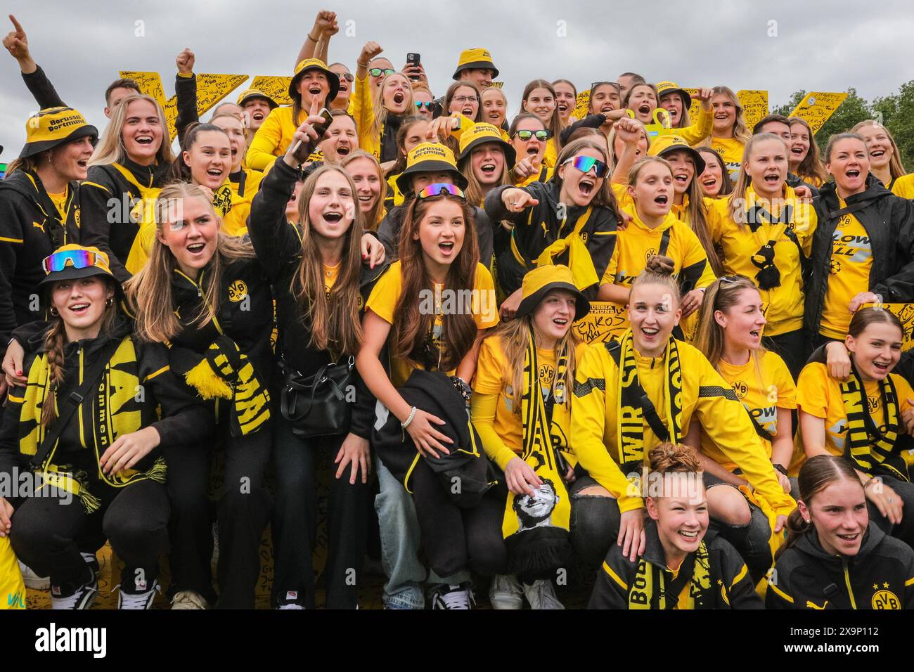 london-uk-01st-june-2024-fans-celebrate-ahead-of-the-game-the