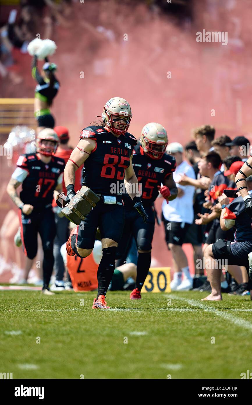 Berlin Thunder Spielereinlauf, Nicolai Schumann (Berlin Thunder, #85 ...