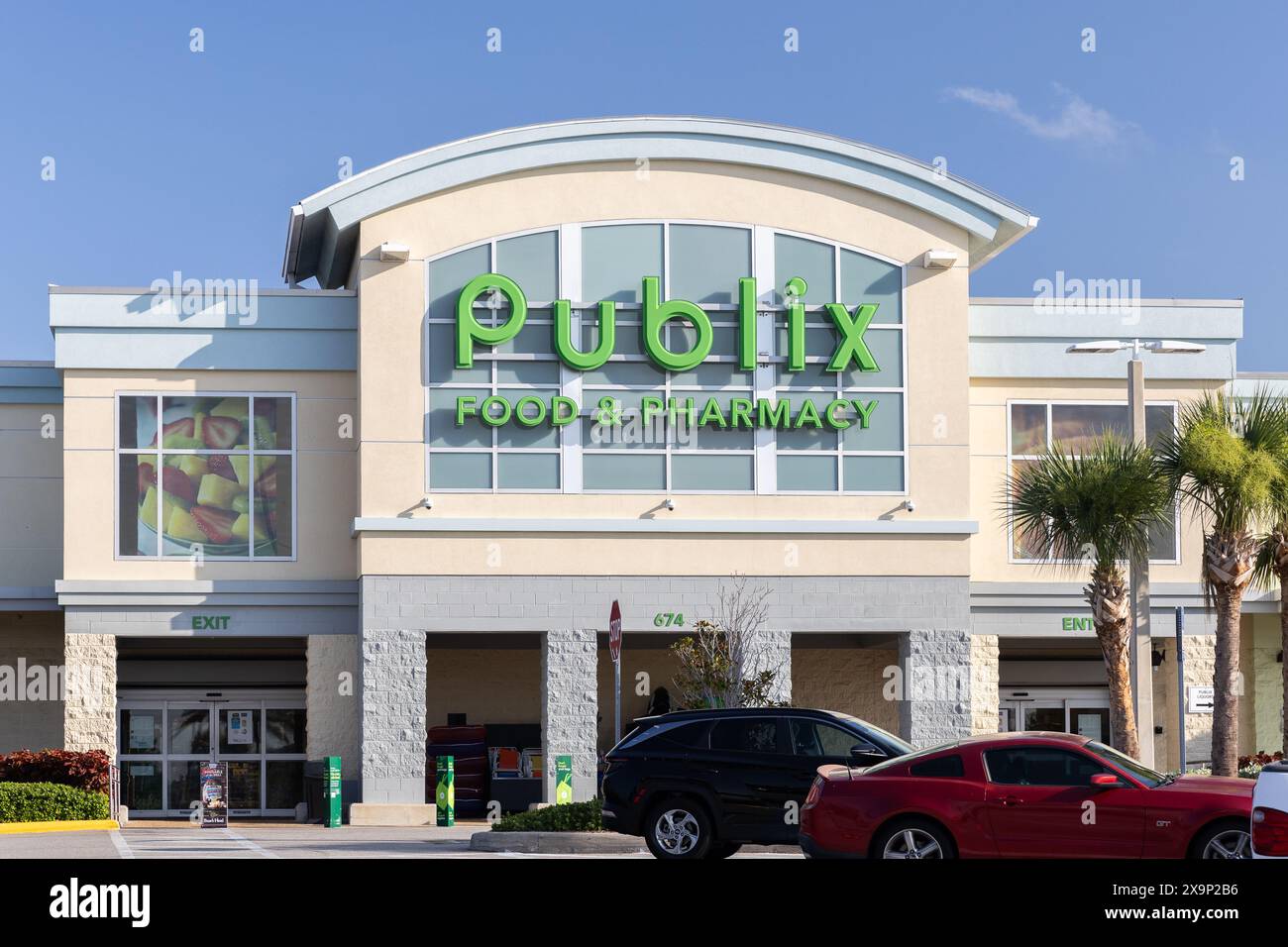 Publix Super Market is an employee-owned American supermarket chain ...