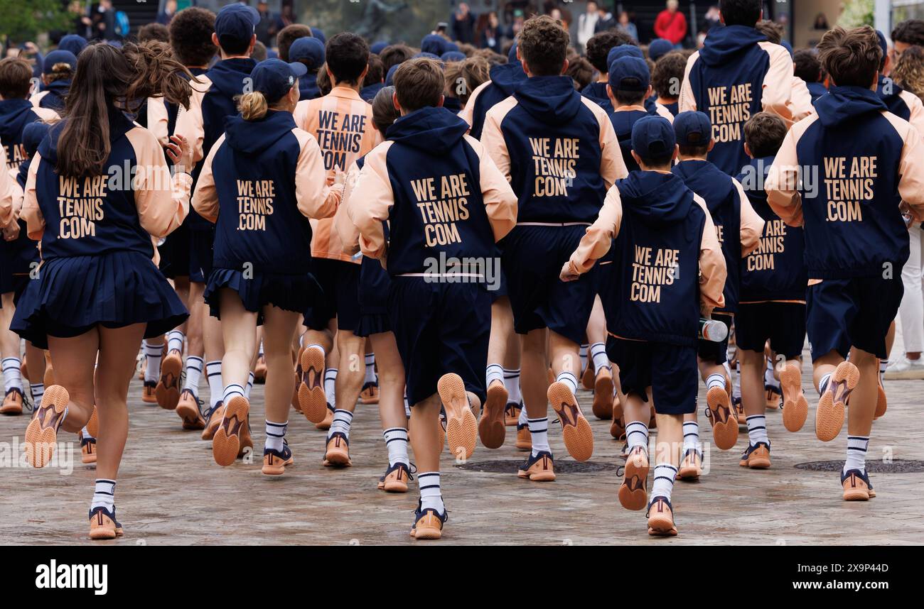 Paris, France. 02nd June, 2024. Ball boys and girls pictured at the ...