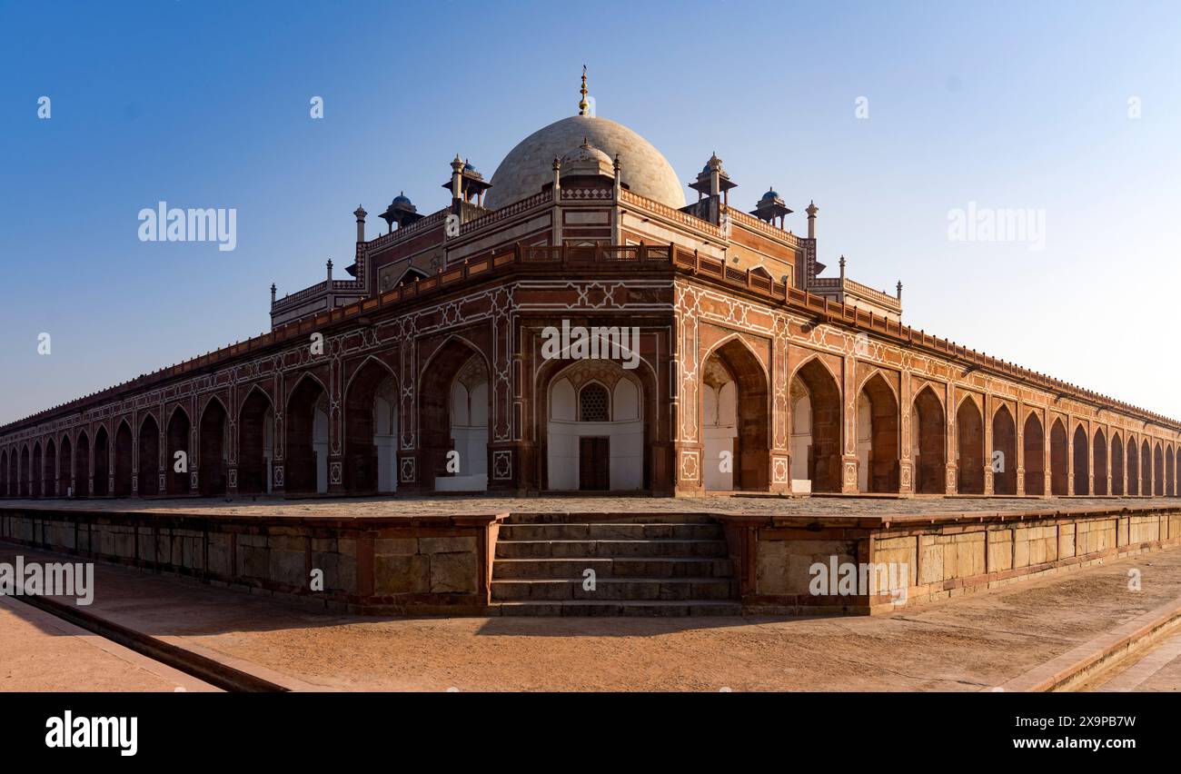 Wideangle view of humayun's tomb, a mughal architectural masterpiece in ...