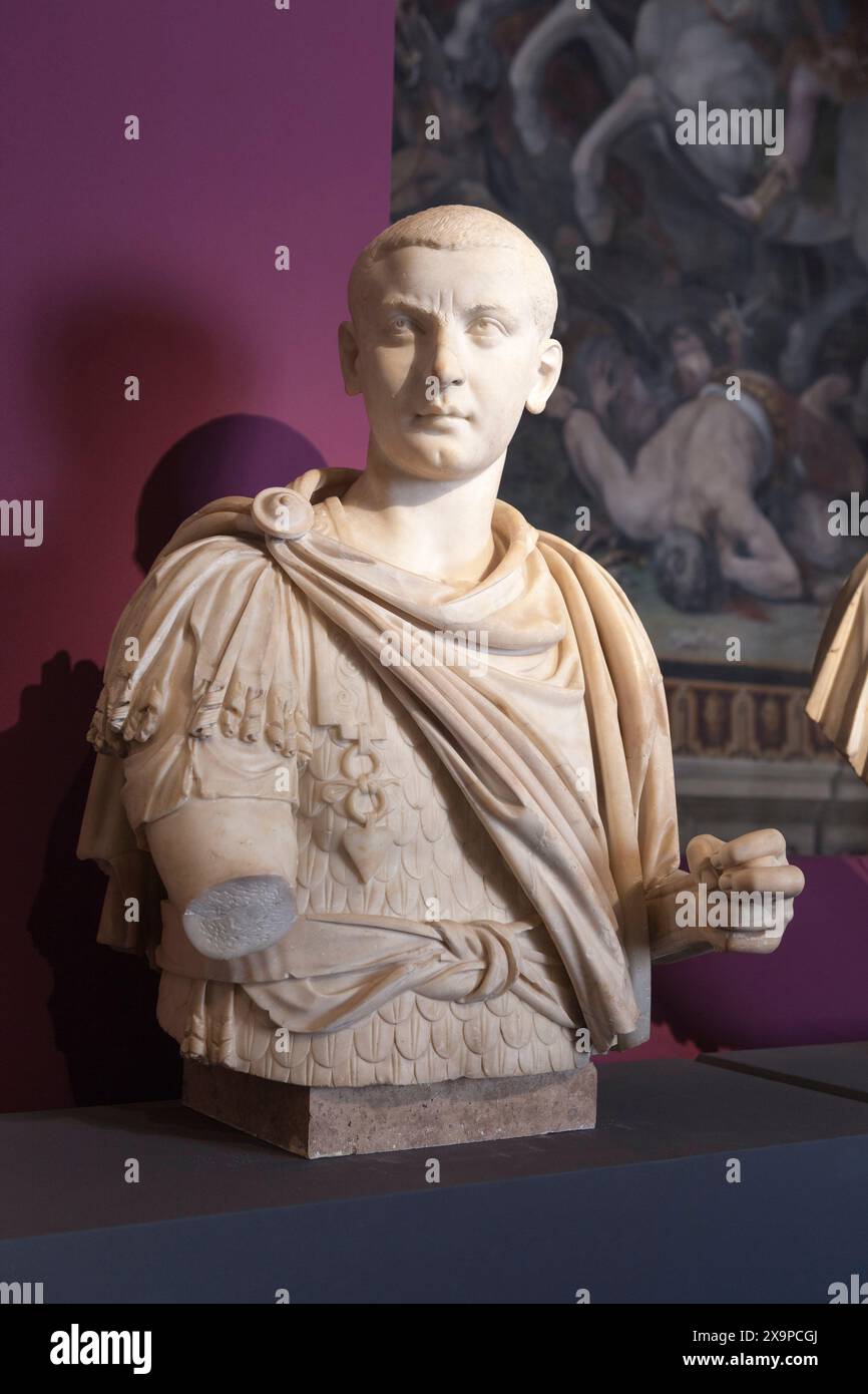 Marble bust of a general of Ancient Rome Stock Photo - Alamy