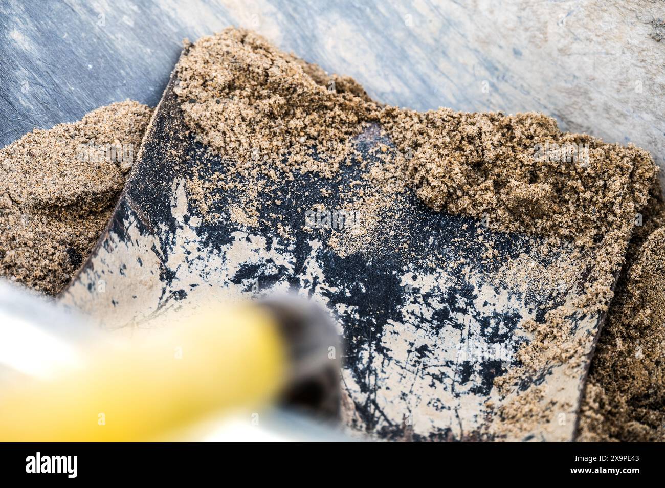 Lifting shovel hi-res stock photography and images - Alamy