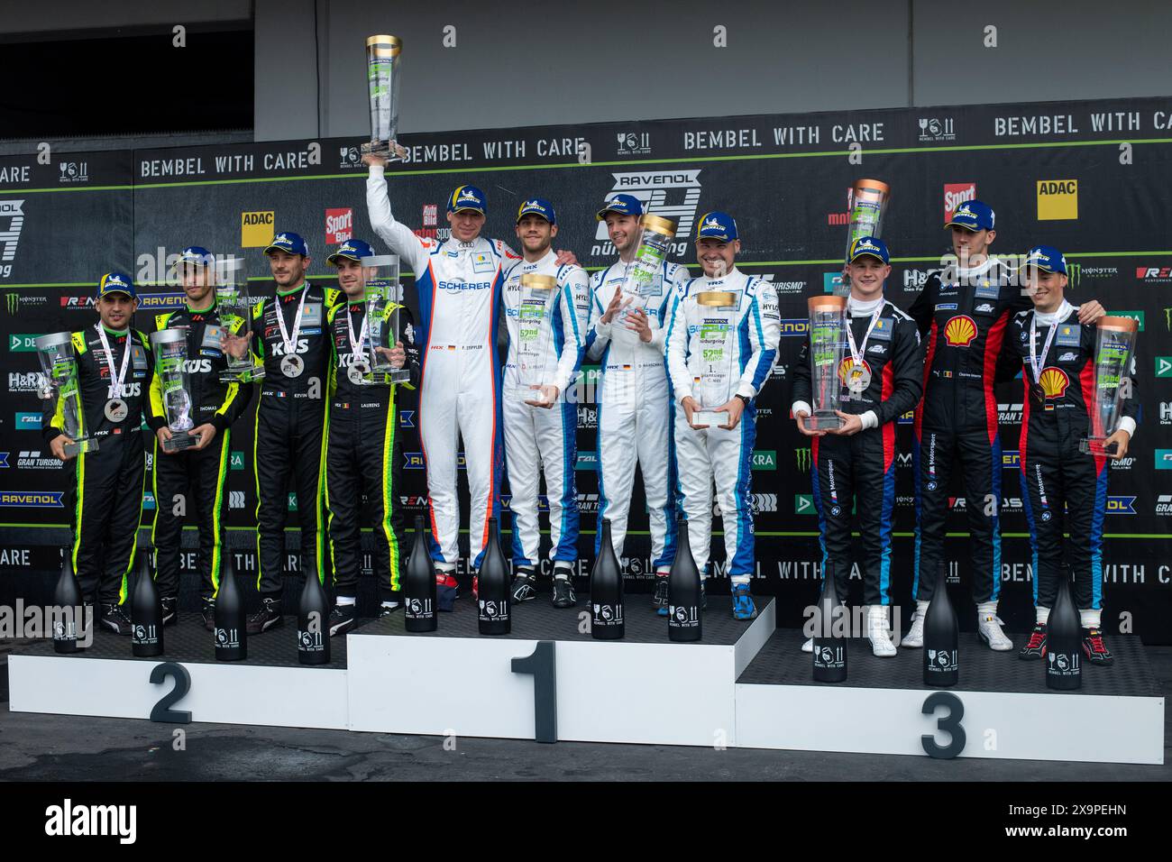 Laurens Vanthoor, Thomas Preining, Kevin Estre, Ayhancan Gueven ...