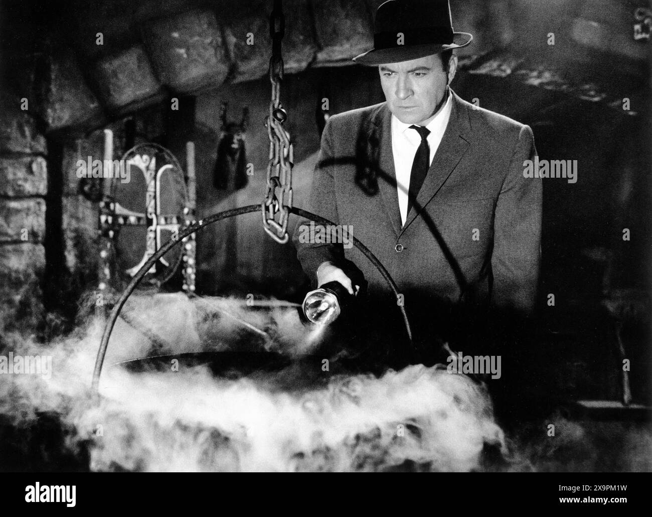 Grant Richards, on-set of the film, "The Four Skulls Of Jonathan Drake ...