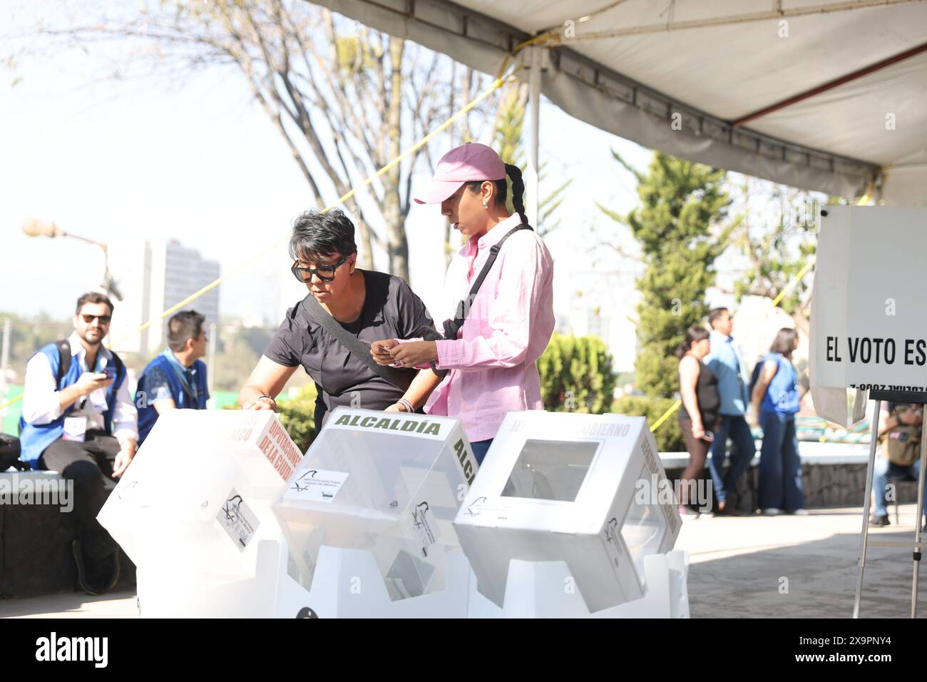 Mexico City, Mexico. 2nd June, 2024. Voters cast their ballots at a ...