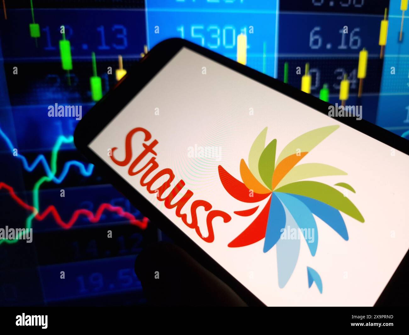 Strauss logo hi-res stock photography and images - Alamy