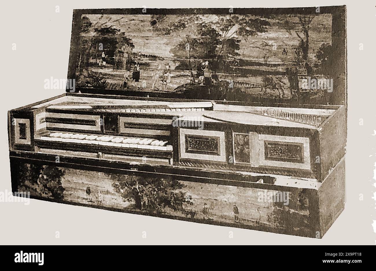 17th century musical instruments hi-res stock photography and images ...