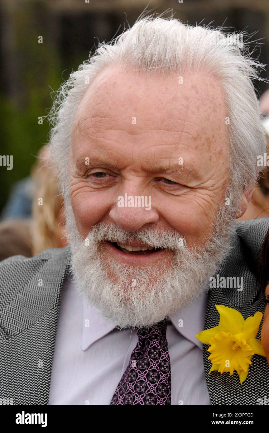 Actor and movie star , Welsh born, Sir Anthony Hopkins unveils a statue ...
