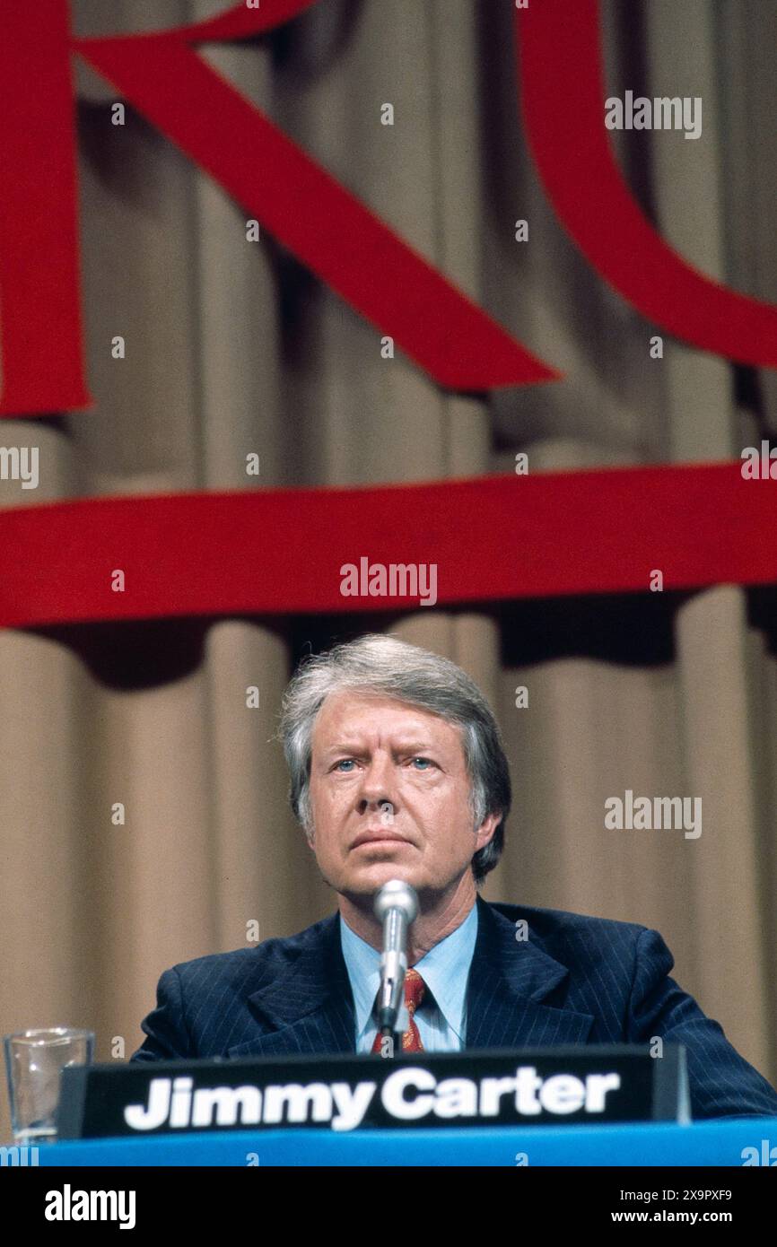Jimmy carter 1980 portrait hi-res stock photography and images - Alamy