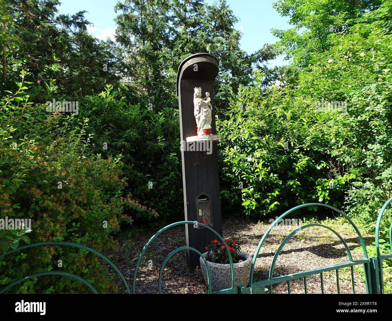 Heiligen Statue, Maria mit Jesus Kind, Baden bei Wien, 2024, Manfred ...