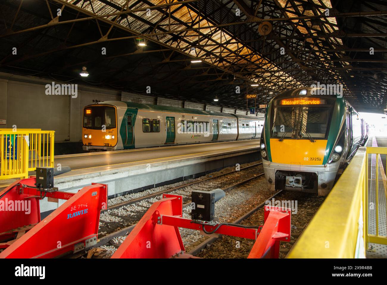 Limerick Railway Station , train arrival and waiting room for people ...
