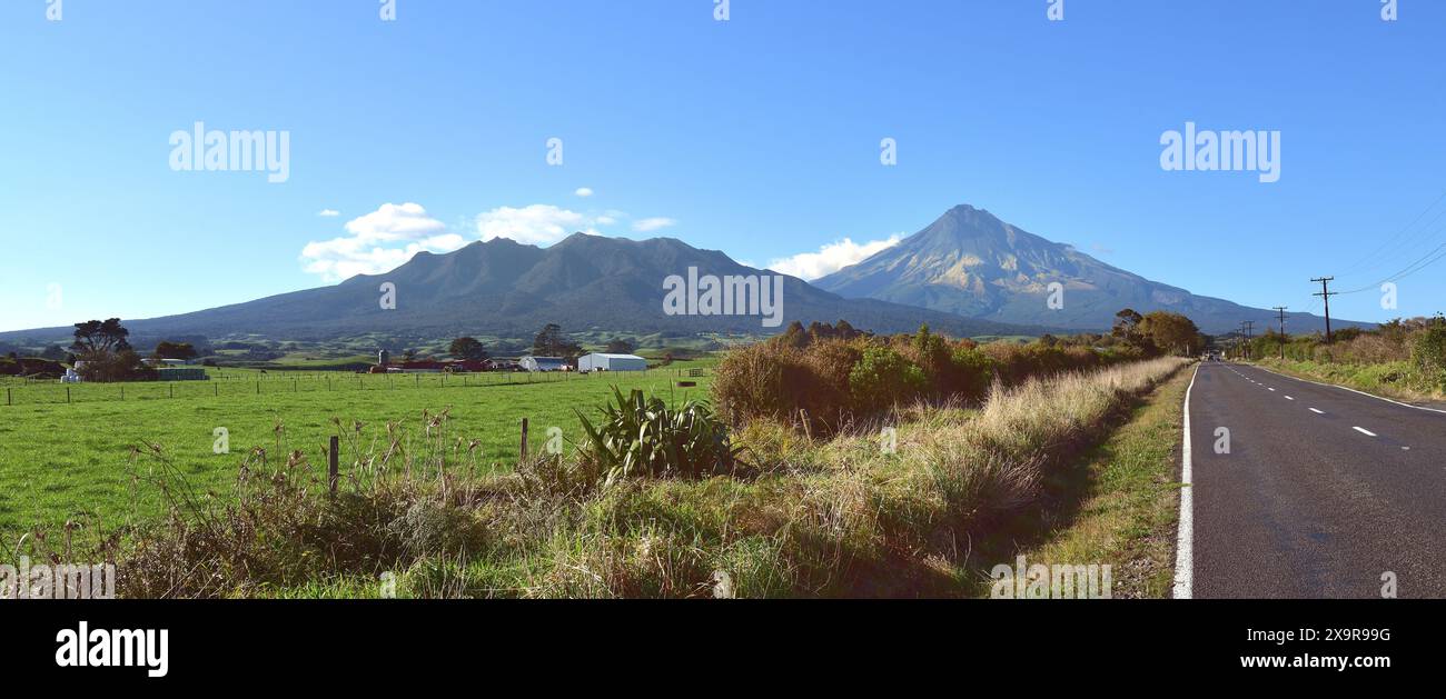 The stratovolcano of Mount Taranaki, New Zealand Stock Photo - Alamy