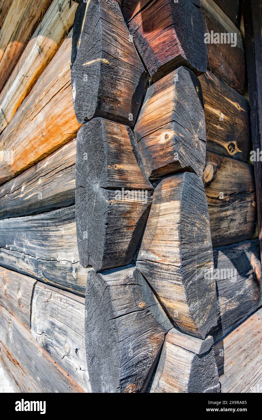Notched corner of traditional norwegian log house hi-res stock ...