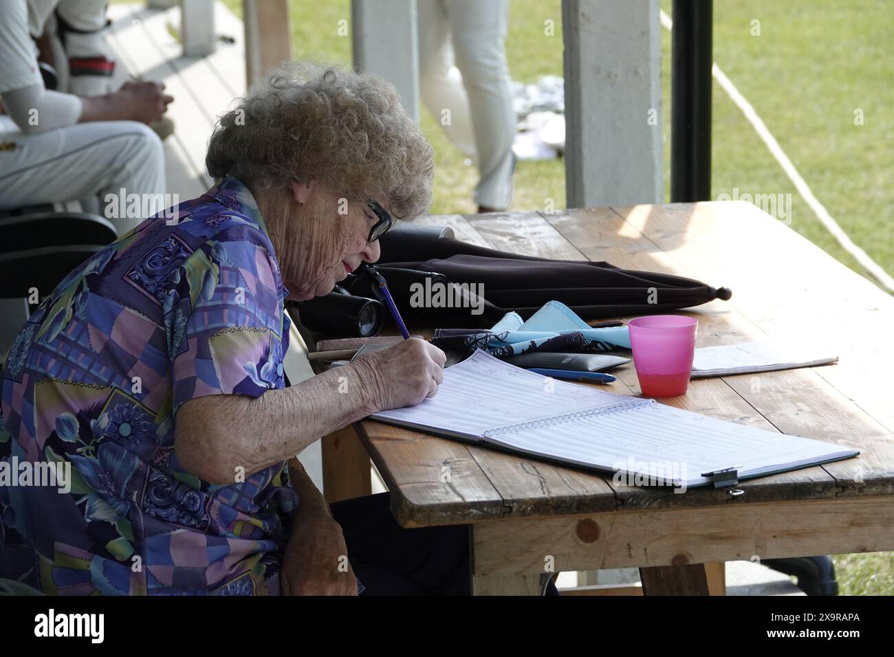 HEADLEY, Surrey, UK - 11th May, 2024 Village cricket on the village ...