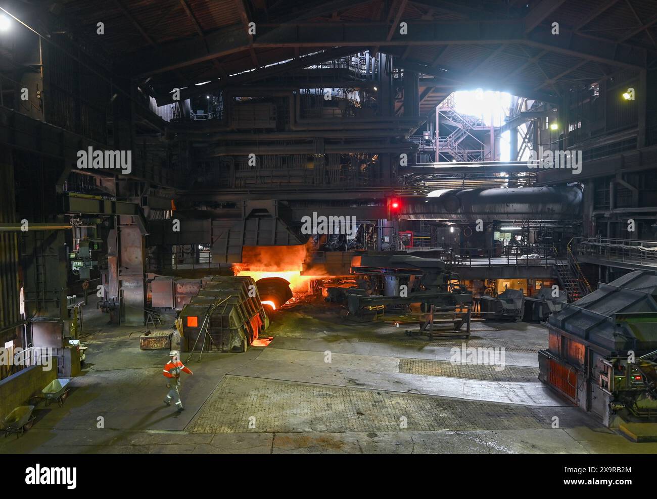 30 May 2024, Brandenburg, Eisenhüttenstadt: A blast furnace of ...