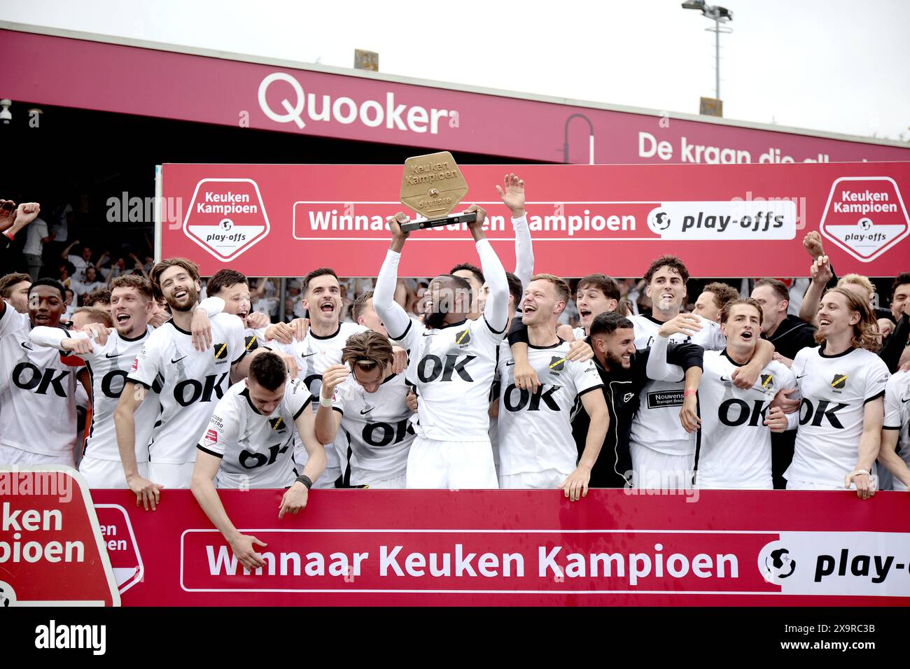 ROTTERDAM - NAC Breda goalkeeper Pepijn van de Merbel, Boyd Lucassen of ...