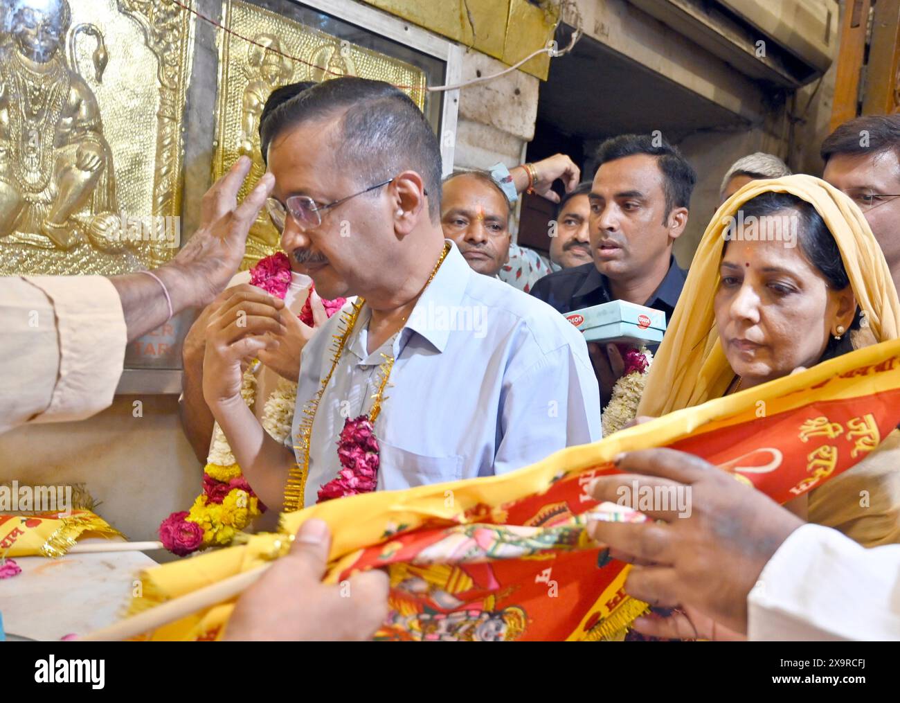 NEW DELHI, INDIA - JUNE 2: Delhi CM and AAP national convener Arvind Kejriwal with family offers ...