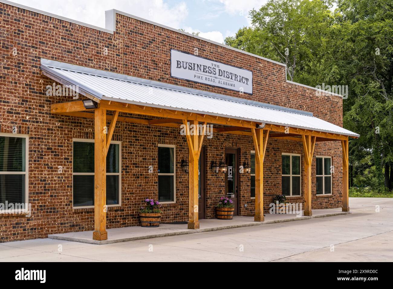 Business District sign on small brick building in Pike Road Alabama ...