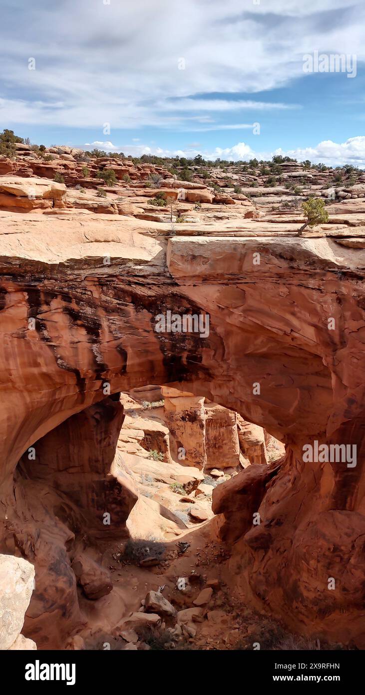 Gemini Bridges Arch near Canyonlands in Utah Stock Photo - Alamy