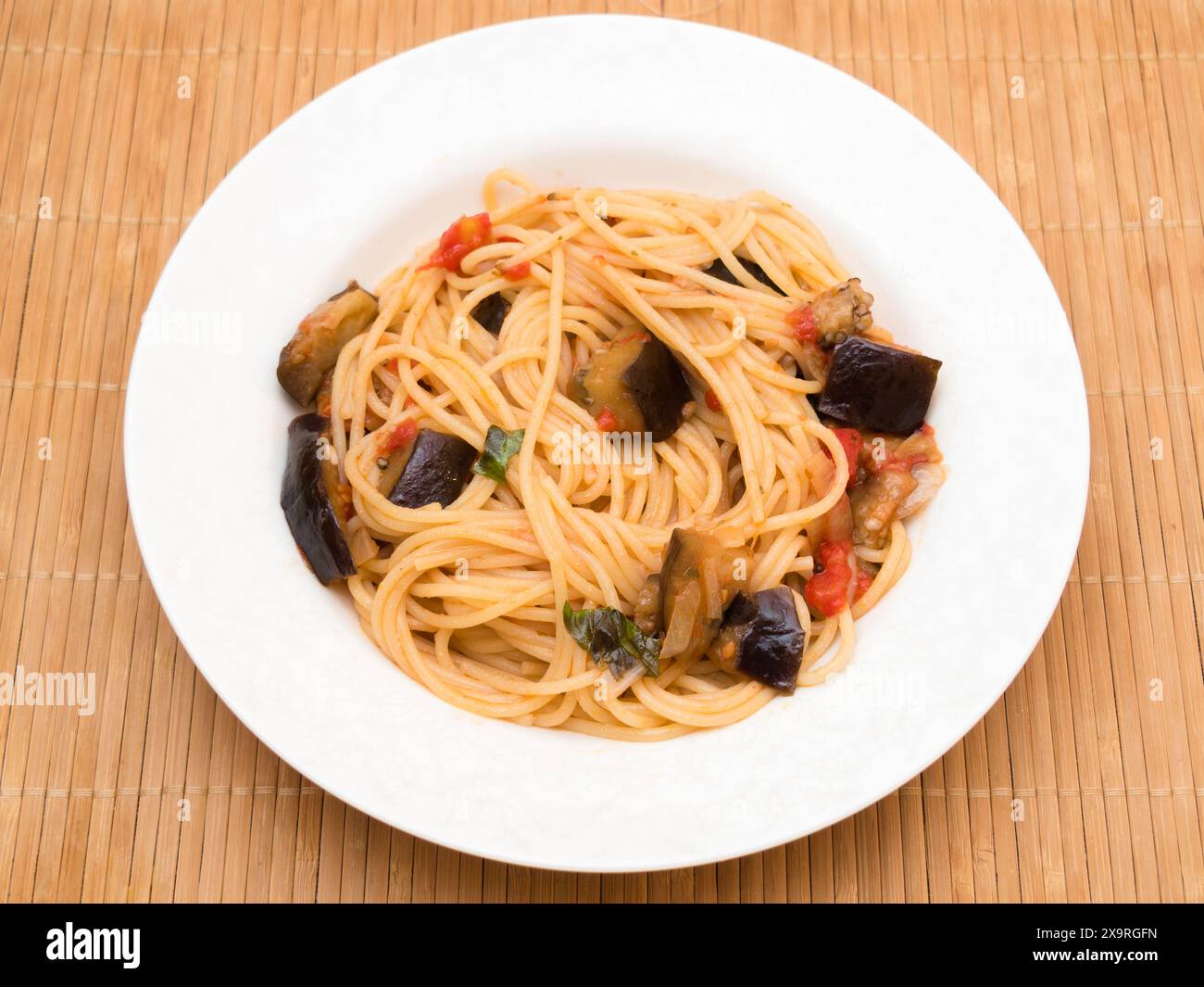 spaghetti alla norma Stock Photo - Alamy