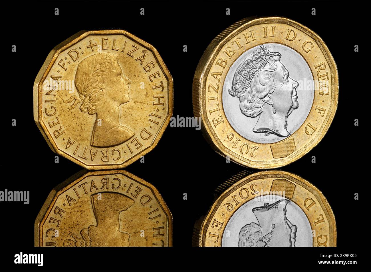 Comparison between a 1967 Three Pence coin & the new bimetallic £1 coin ...