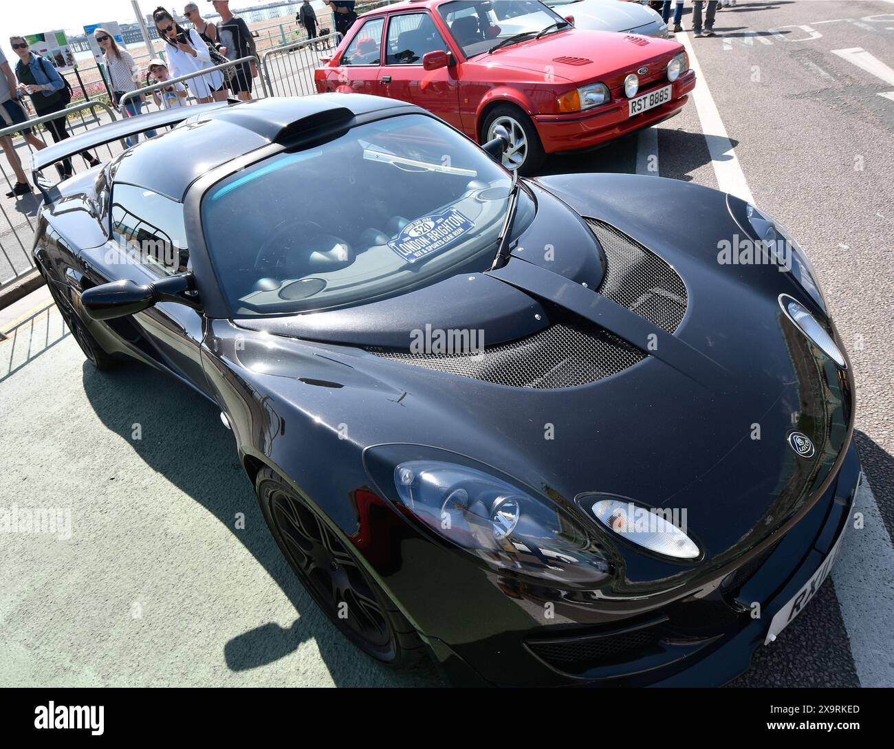2024 the london to brighton classic car run hi-res stock photography ...
