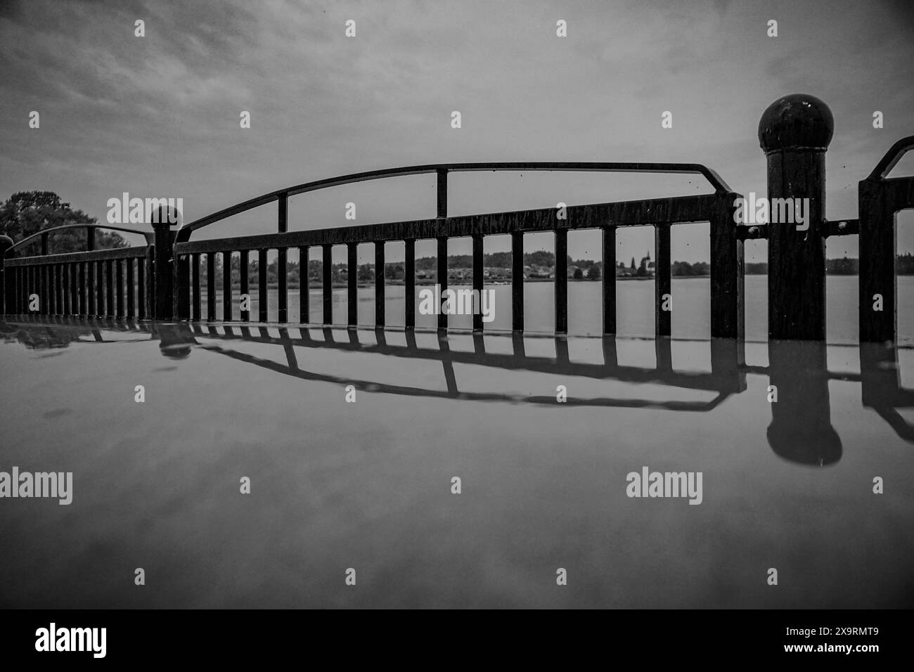 Handrail railing rail Black and White Stock Photos & Images - Alamy