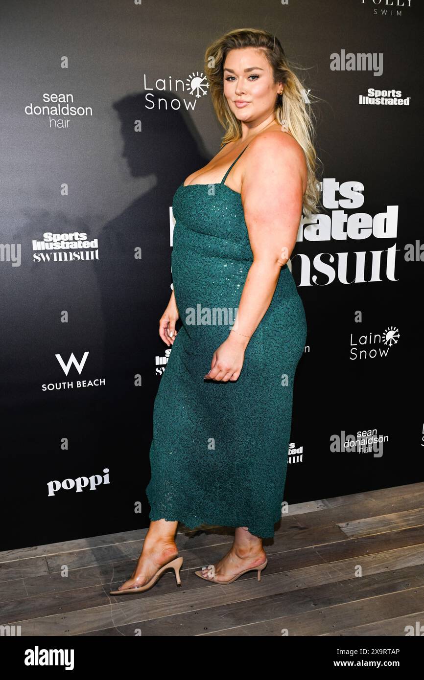 Hunter McGrady attends the Sports Illustrated swimsuit runway show in ...