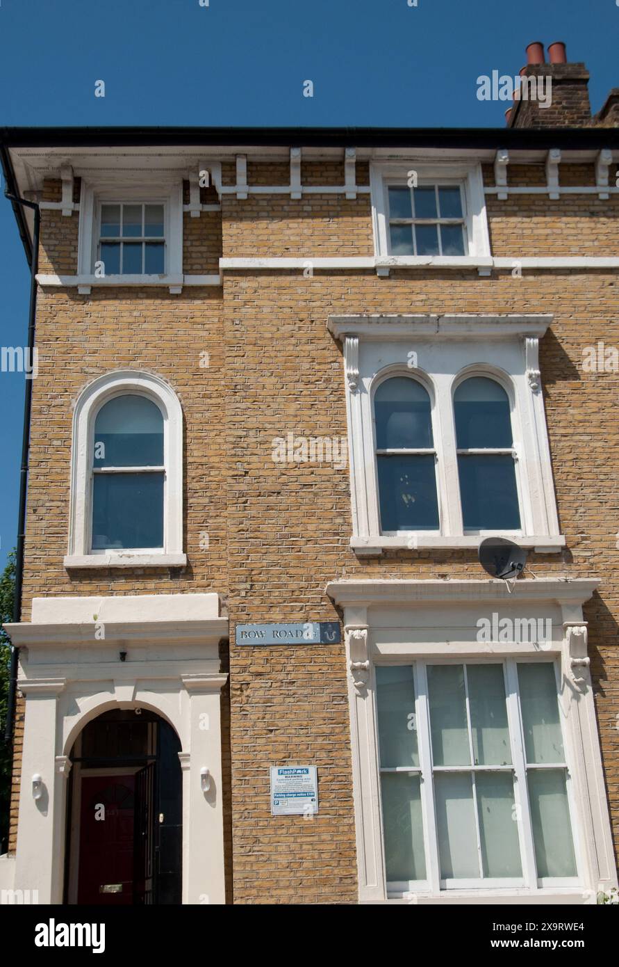 Elegant Building, Bow Road, Bow, East London, UK Stock Photo - Alamy