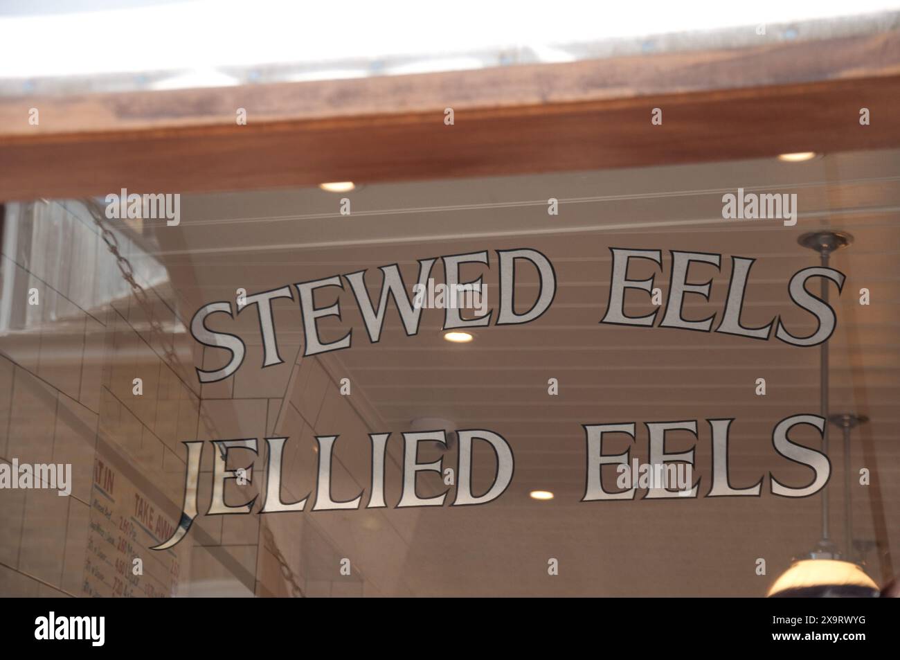 Meat Pie and Mashed Potato Shop, Roman Road, Bow, East London, London ...